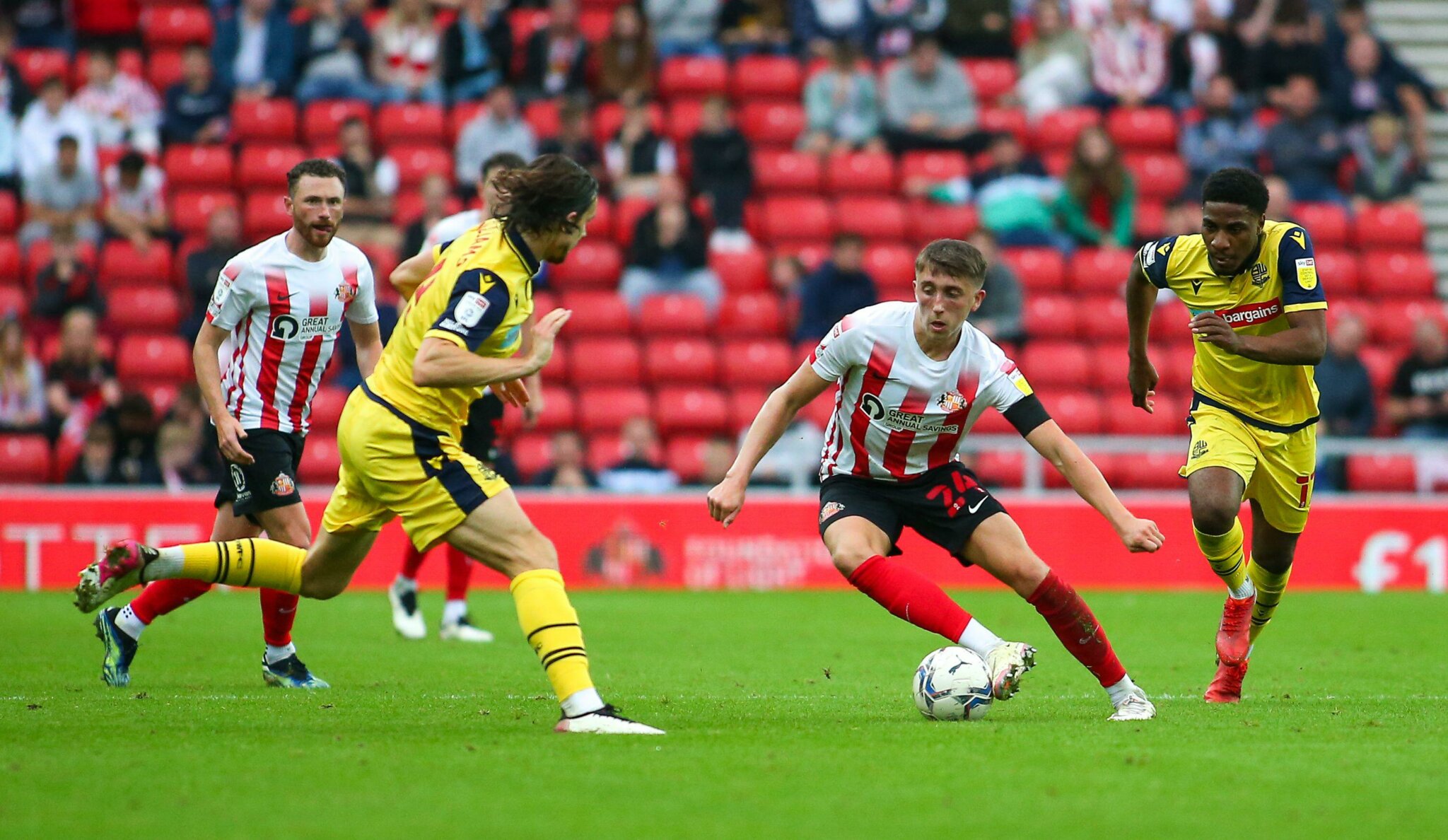 Sunderland’s Dan Neil called up to England squad – SportsByte